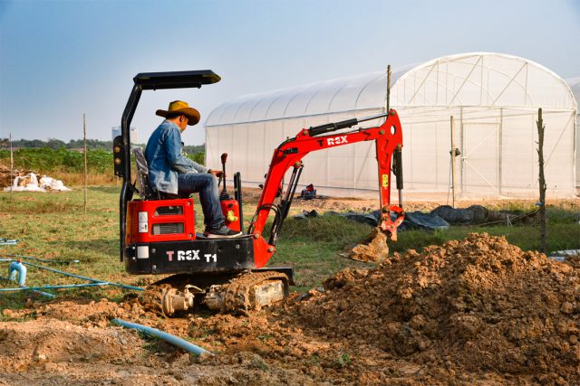 mini-excavator-for-farm - T-REX